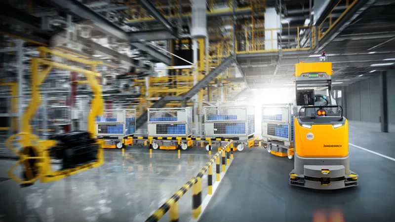 Autonomous tugger train – AGV | MM Solutions